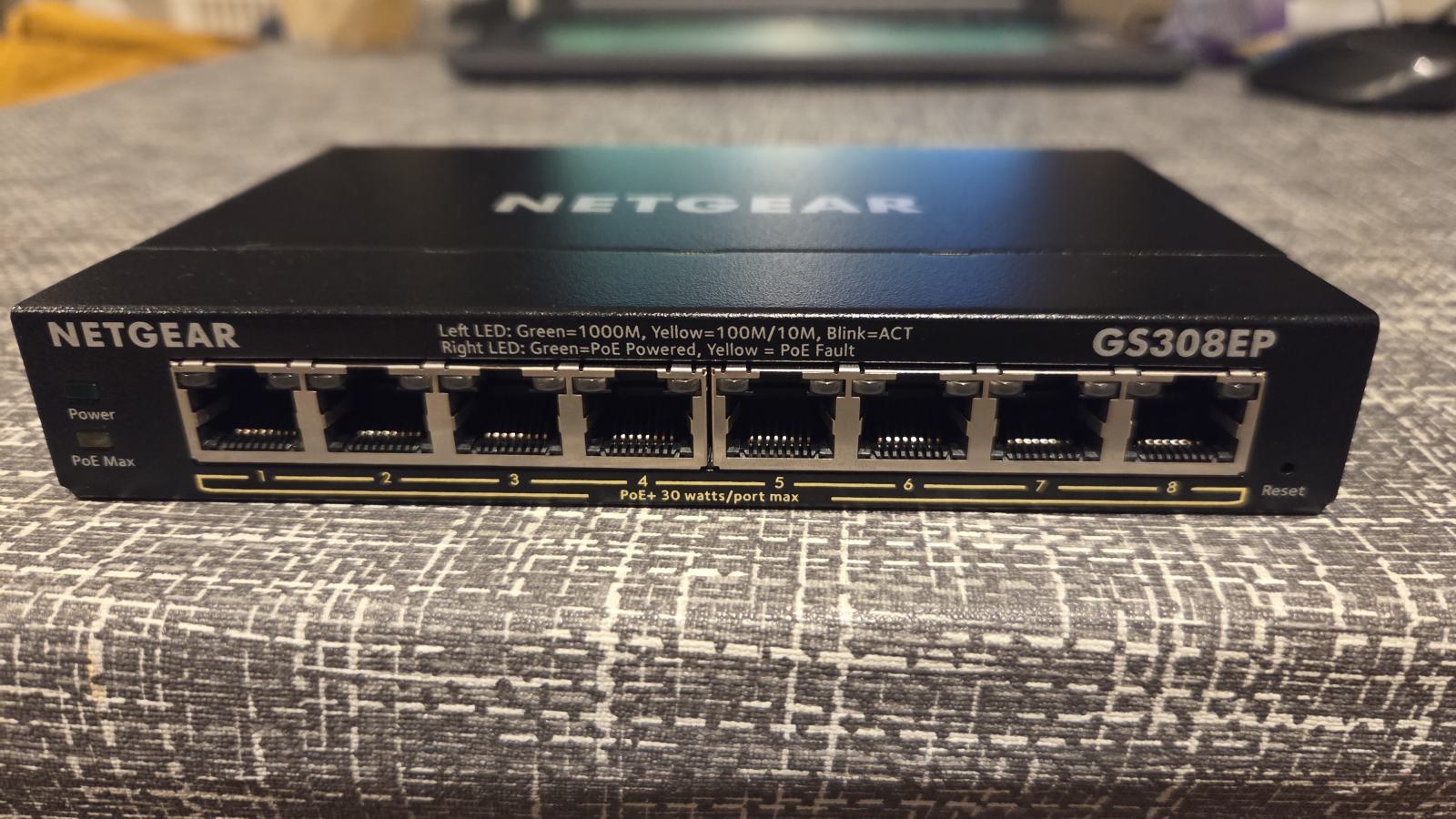Netgear Managed Switch GS308EP 8-Port (PoE+, 62W, bez napajanja)