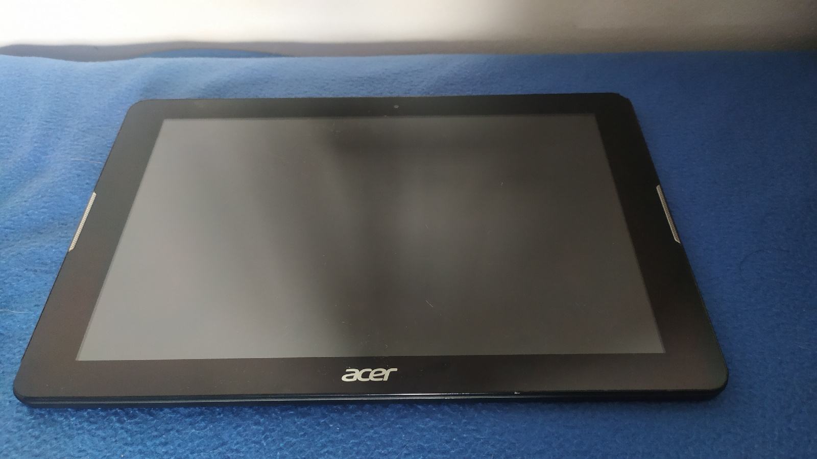 tablet,laptop i mobitel