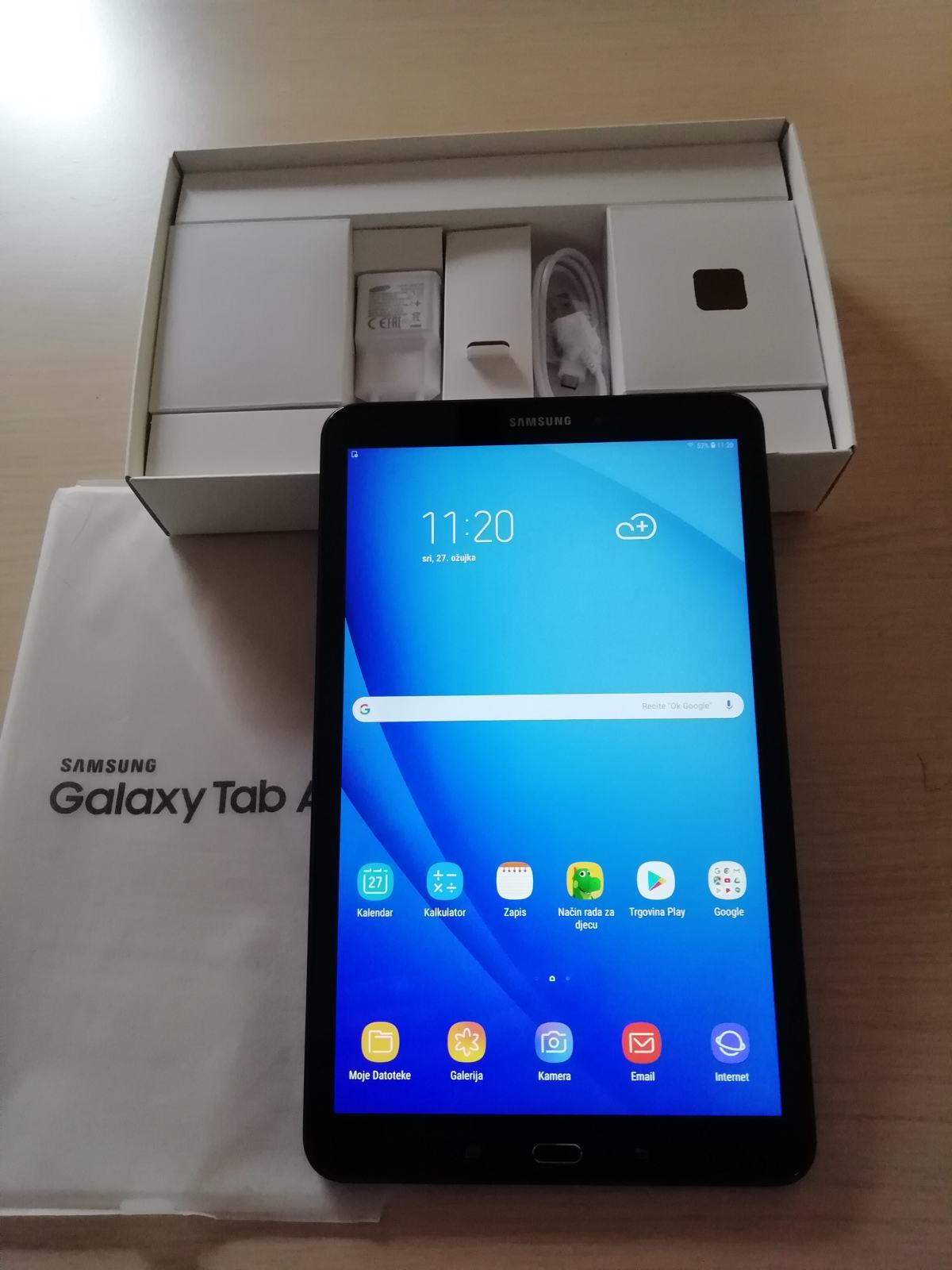 Samsung Galaxy A T 580, 10 BLACK NOVO