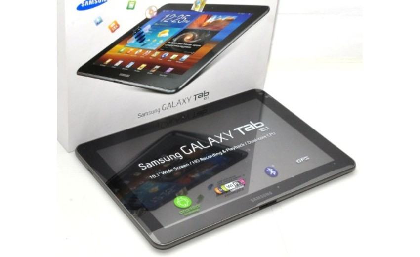Samsung galaxy tab 10.1 P7500, WIFI+3G, bijeli, račun+jamstveni list.