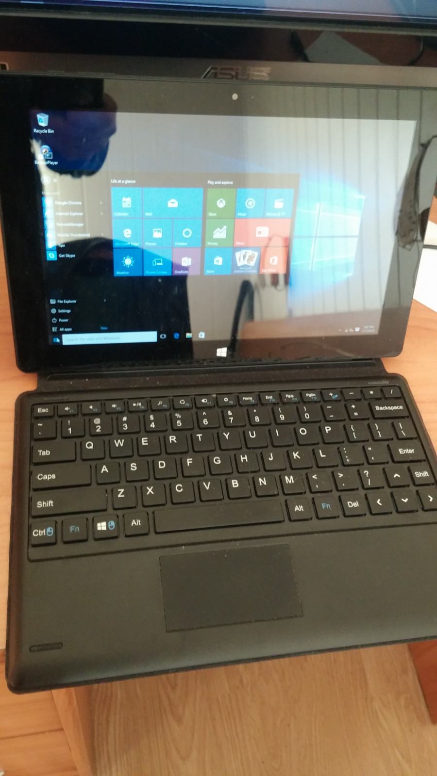 Tablet 10,1 Pendo Pad sa tipkovnicom