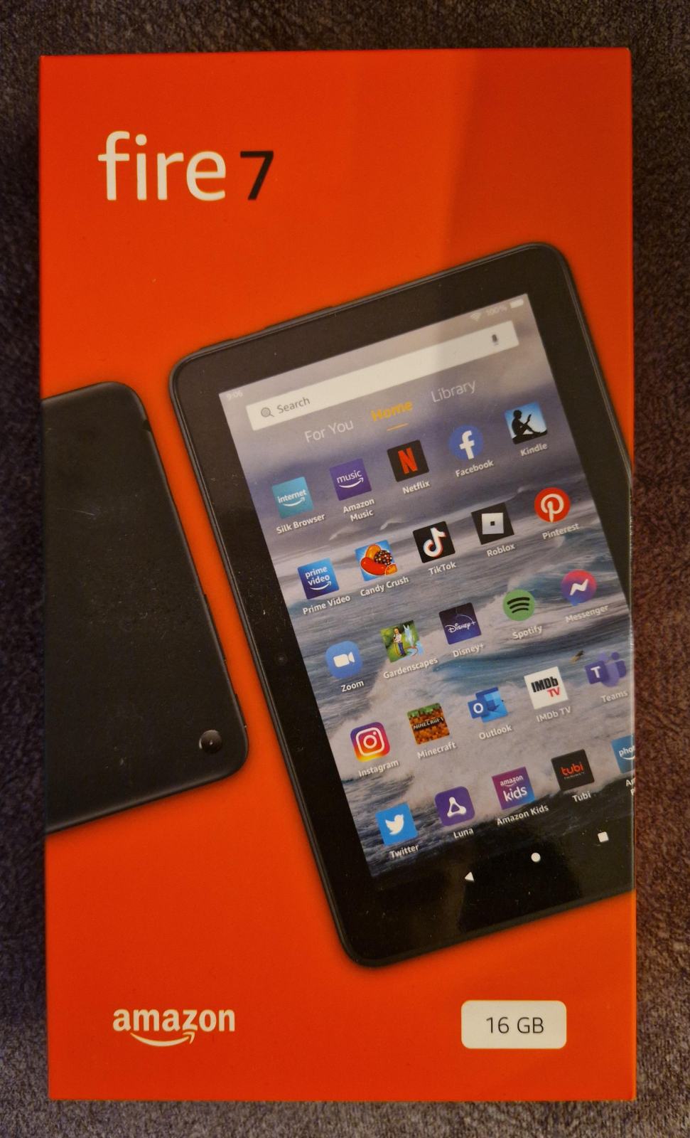Amazon Fire 7 tablet (2022) WiFi 16 GB crni, NOVO, snižen