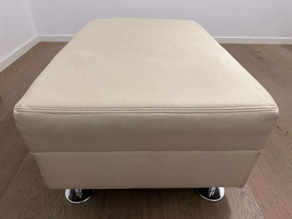 Moderan bež tabure, povoljno