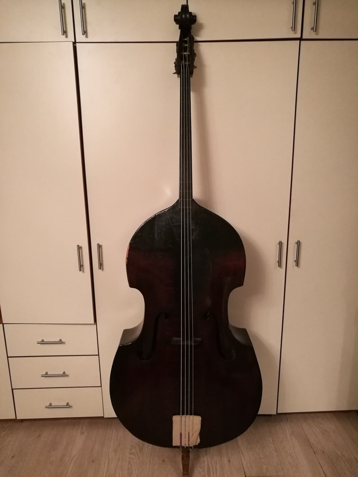 Tamburaški bas, berda, begeš