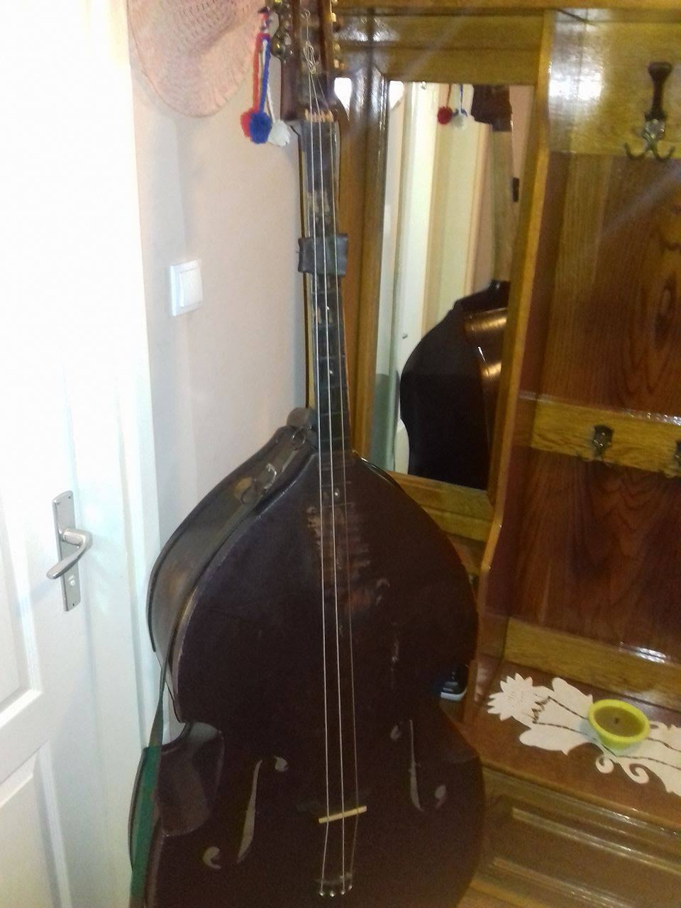 Tamburaški bas / berda