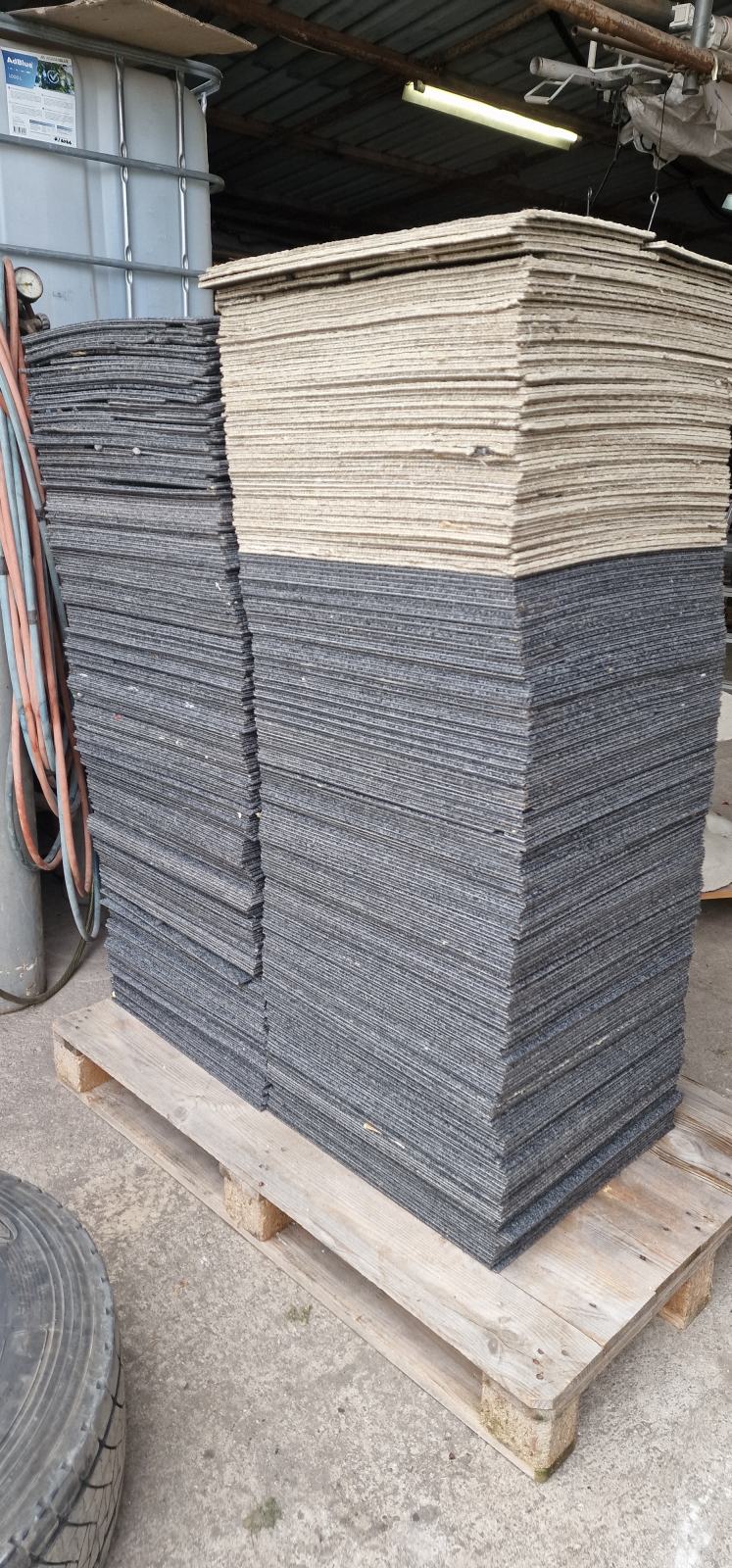 Tepison u kockama 50x50 cm