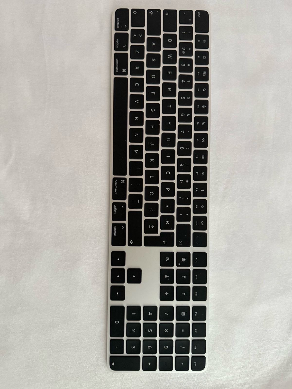 Apple Magic Keyboard Numeric w Touch ID black