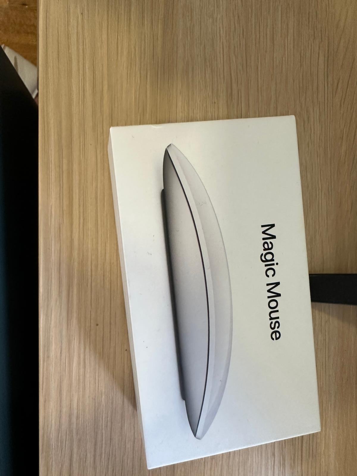 Apple miš i tipkovnica (2021.)