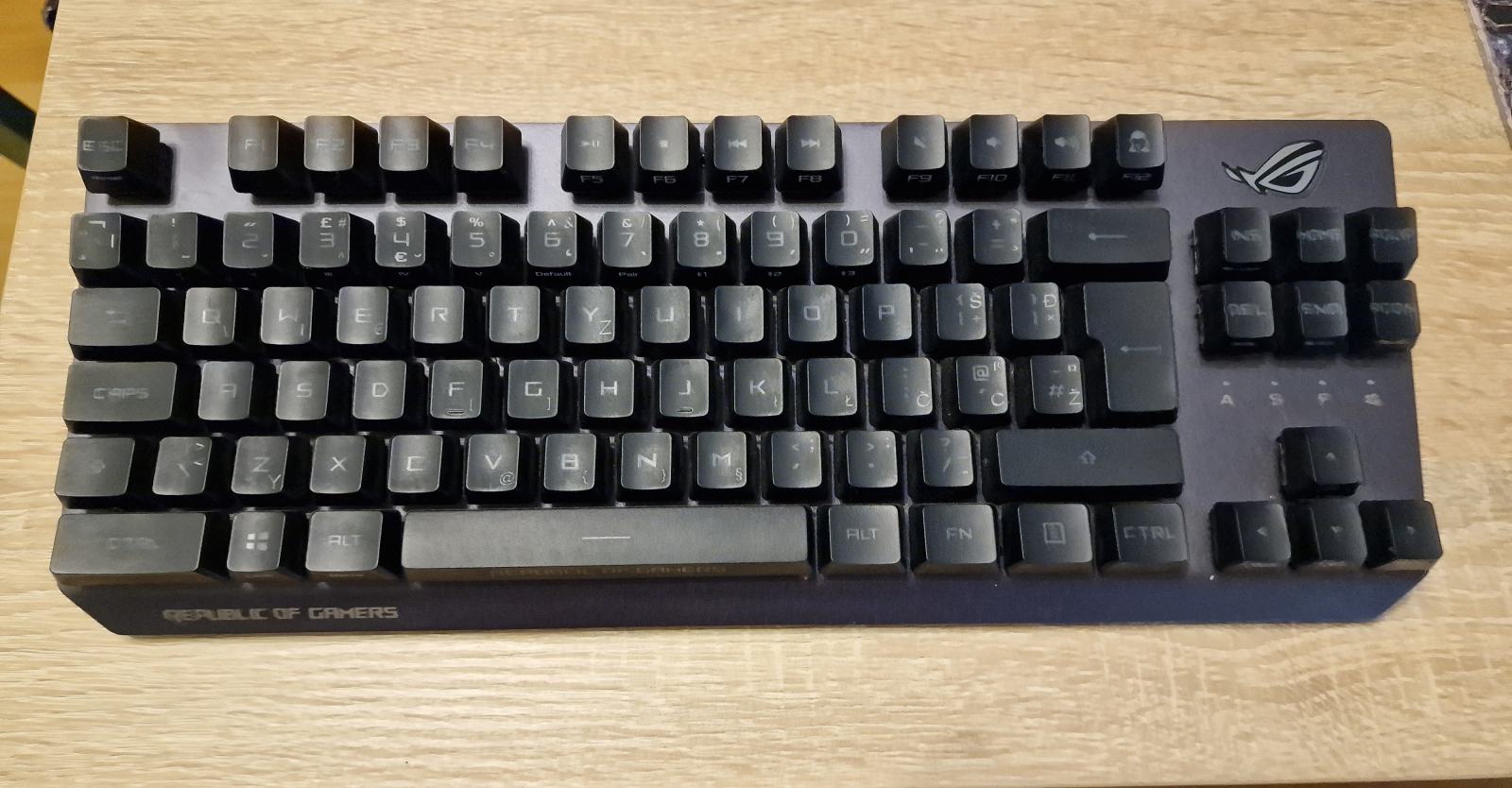 ASUS ROG Strix Scope RX TKL Deluxe mehanička tipkovnica, UK/HR Layout