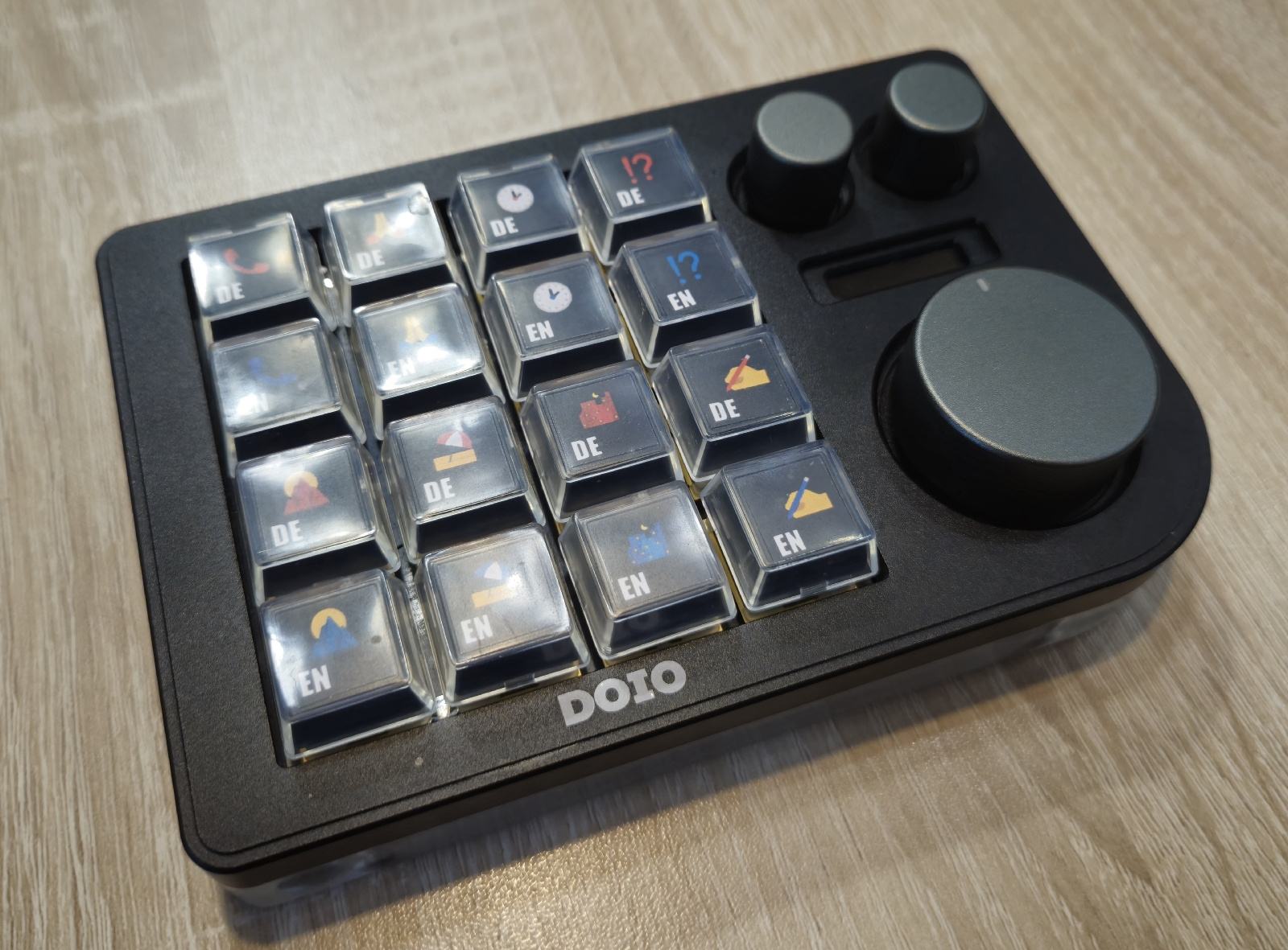 DOIO KB16 Megalodon Triple Knob Macro Pad