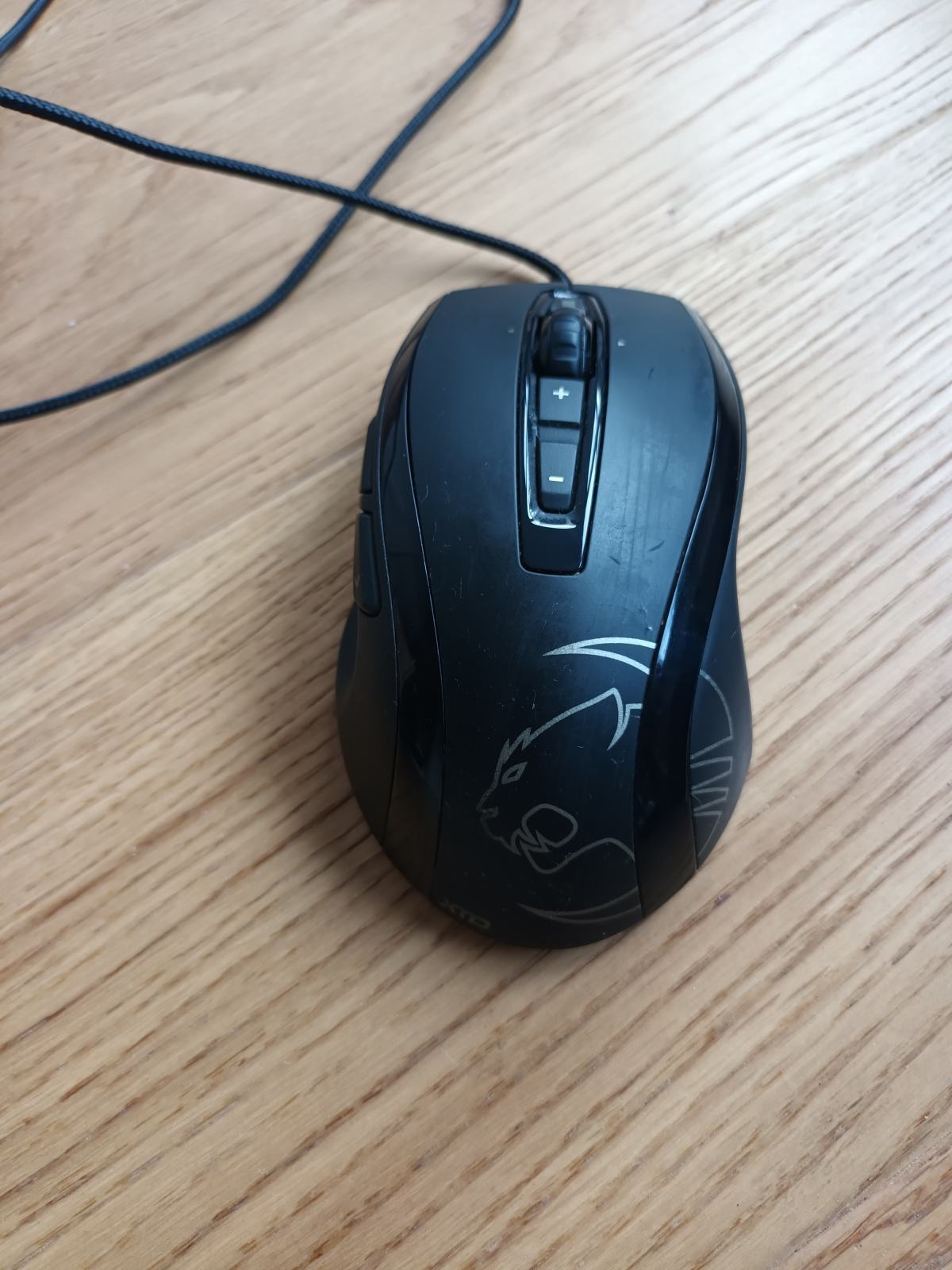 Gamerski miš Roccat Kone