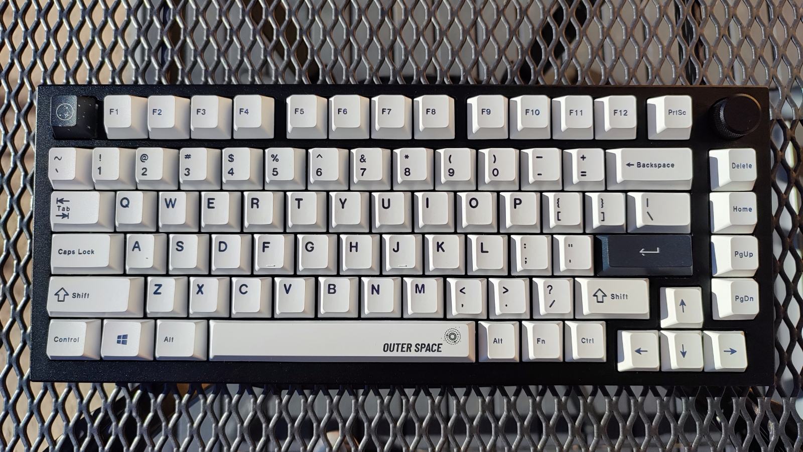 KTT Kang White V3 ft. Glorious Pro FR4 emulacija - Custom