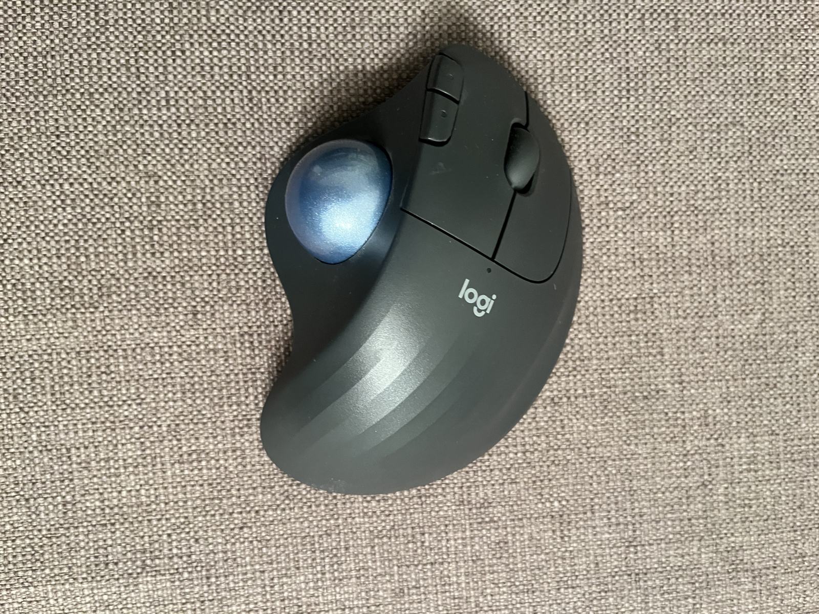 LOGITECH BEŽIČNI MIŠ ERGO M575
