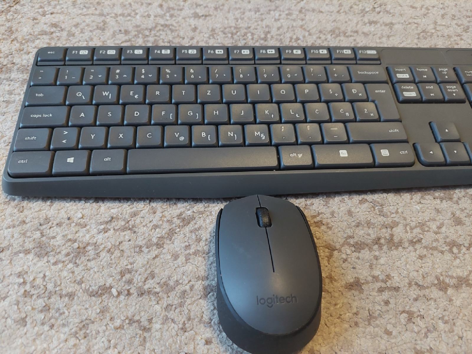 Logitech bežični set k235 i m170