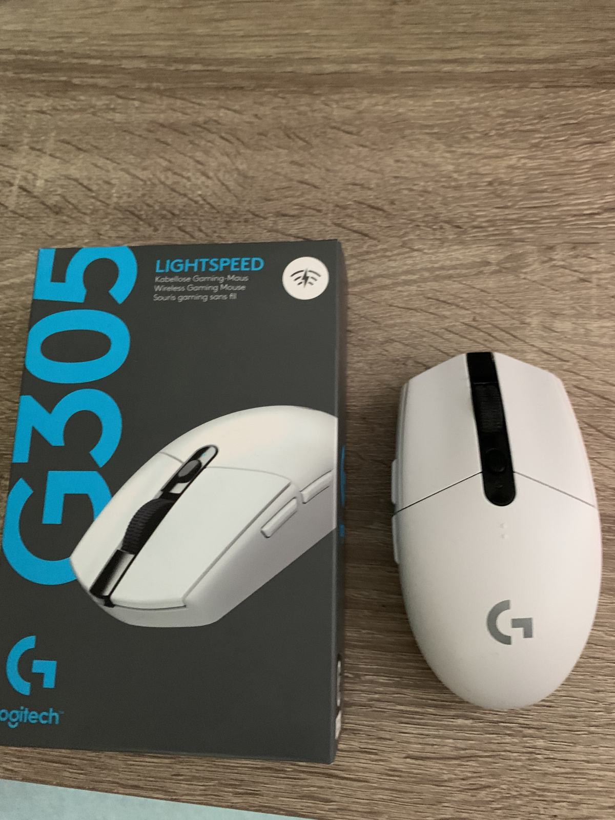 Logitech G305 Wireless Miš