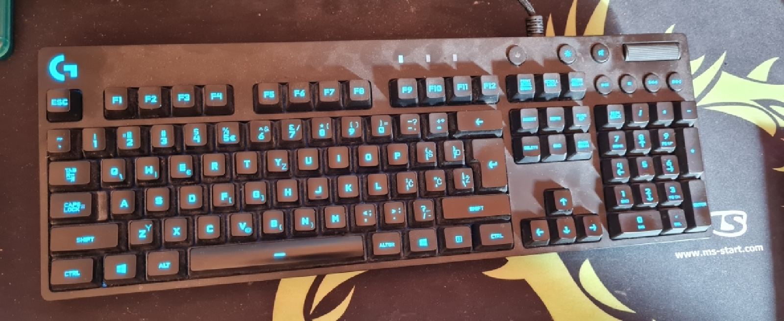 Logitech G810 RGB mehanička tipkovnica