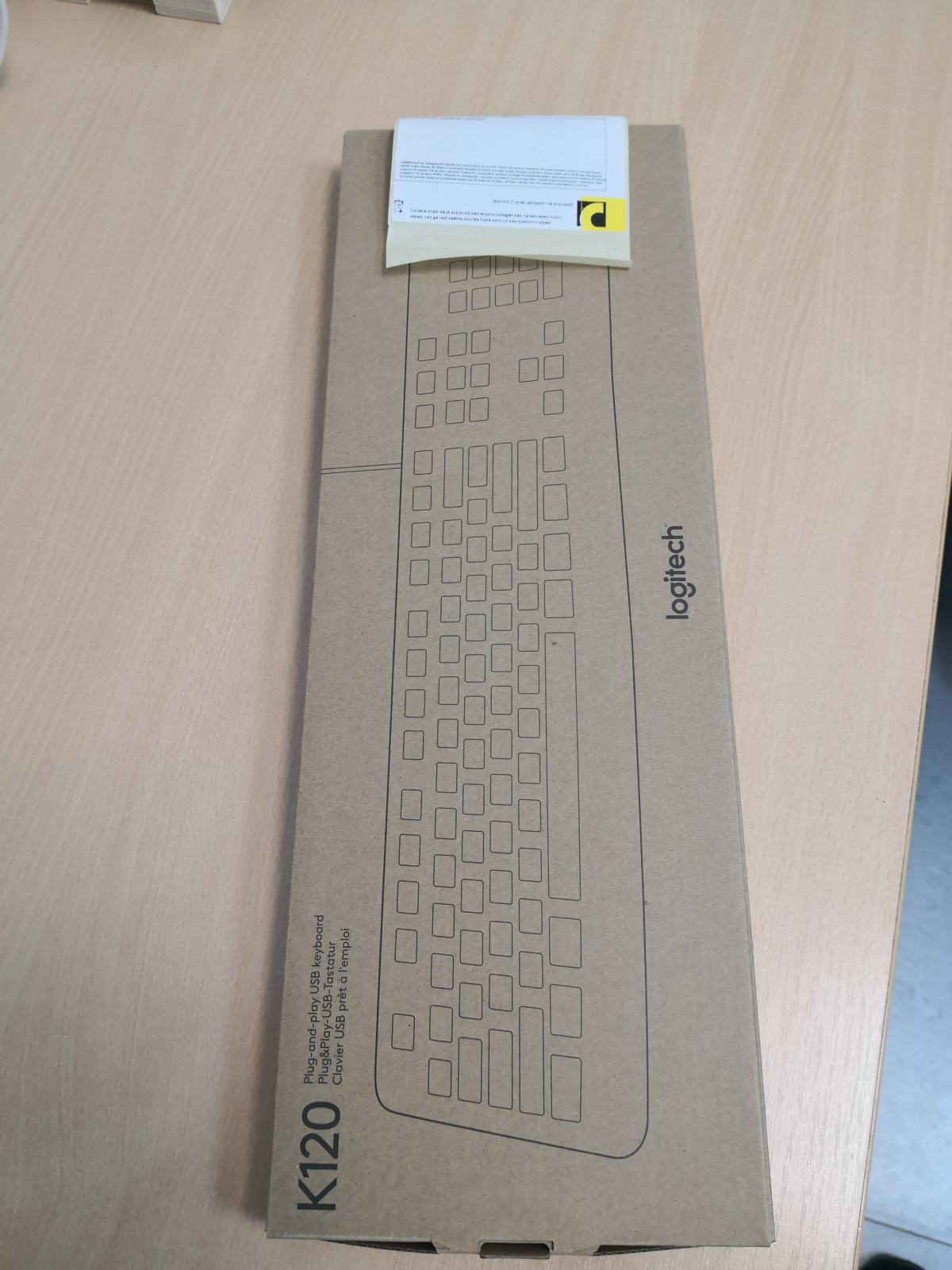 Logitech K 120 tipkovnica,nova