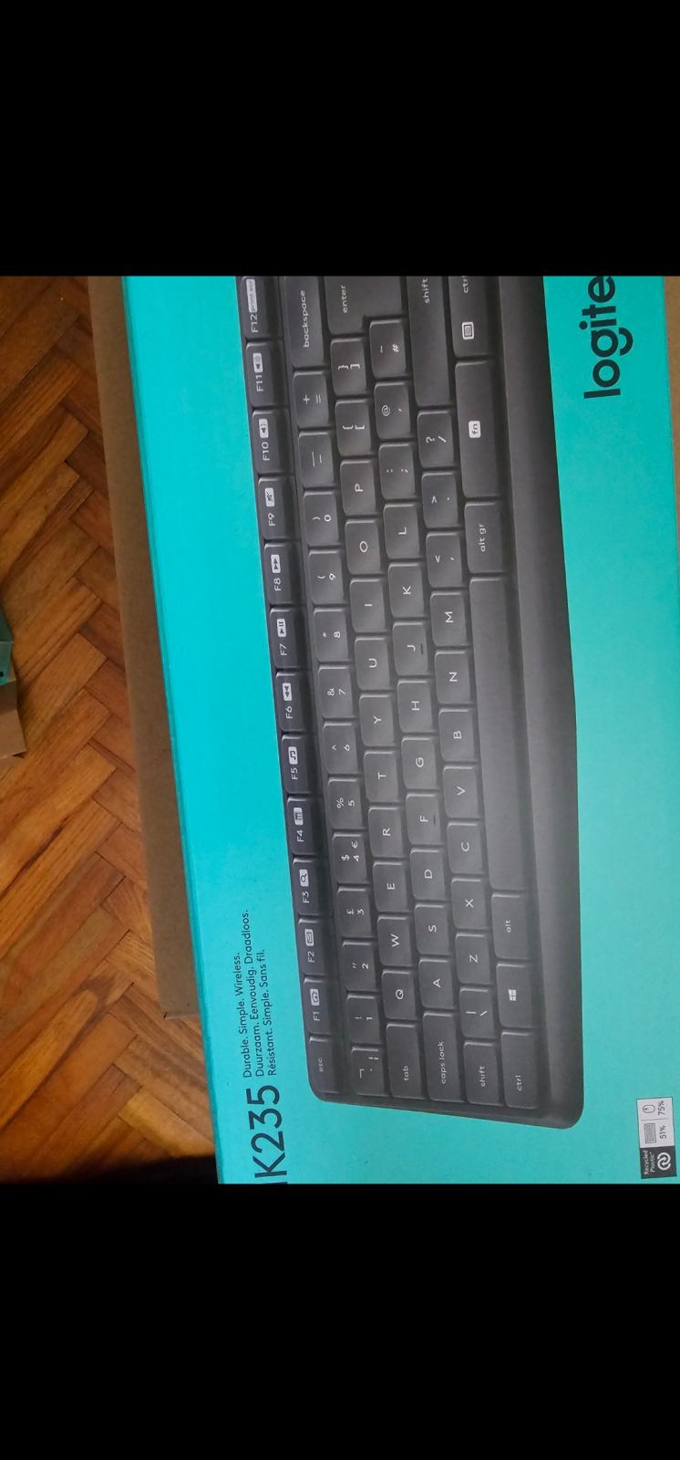 Logitech K235