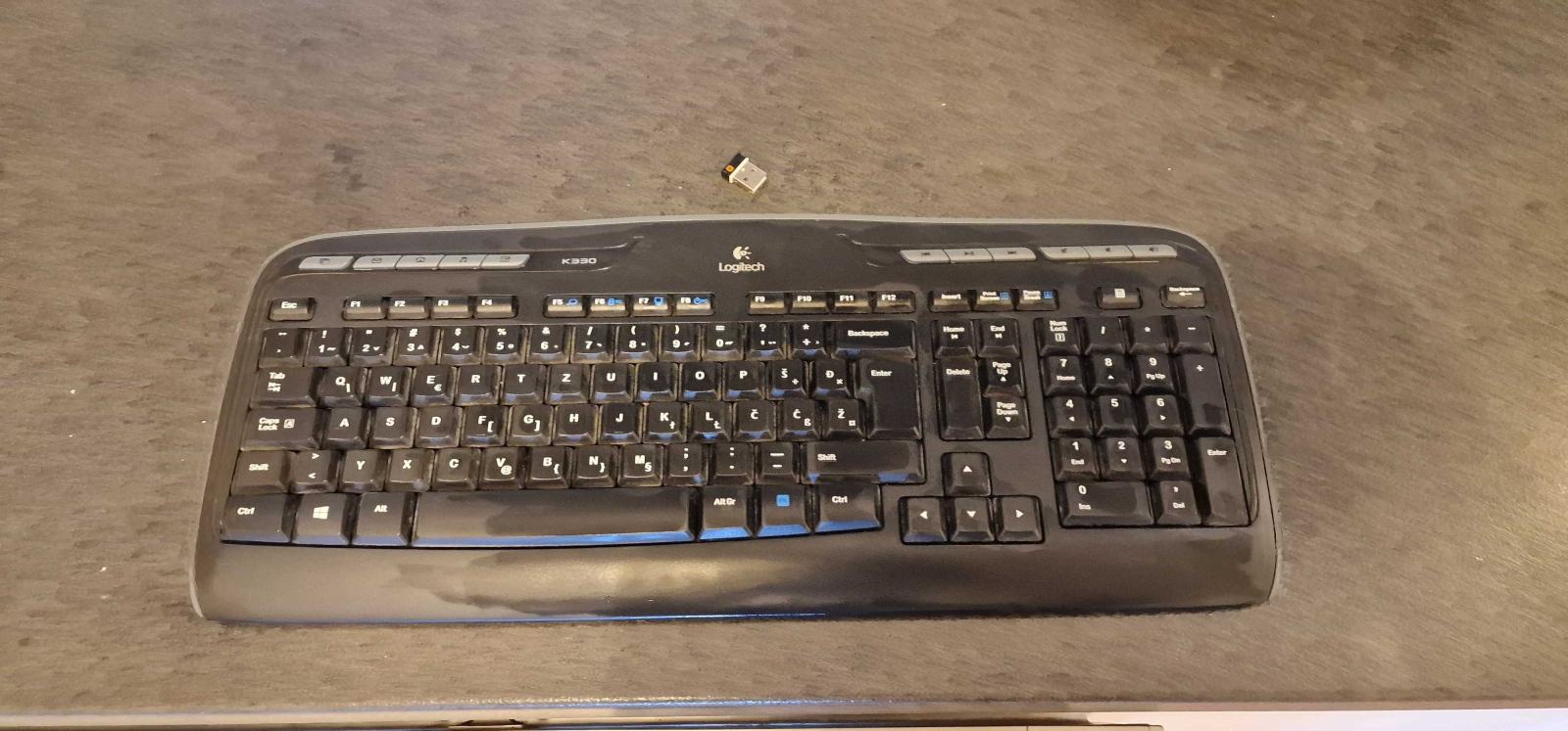 Logitech K330 USB tipkovnica