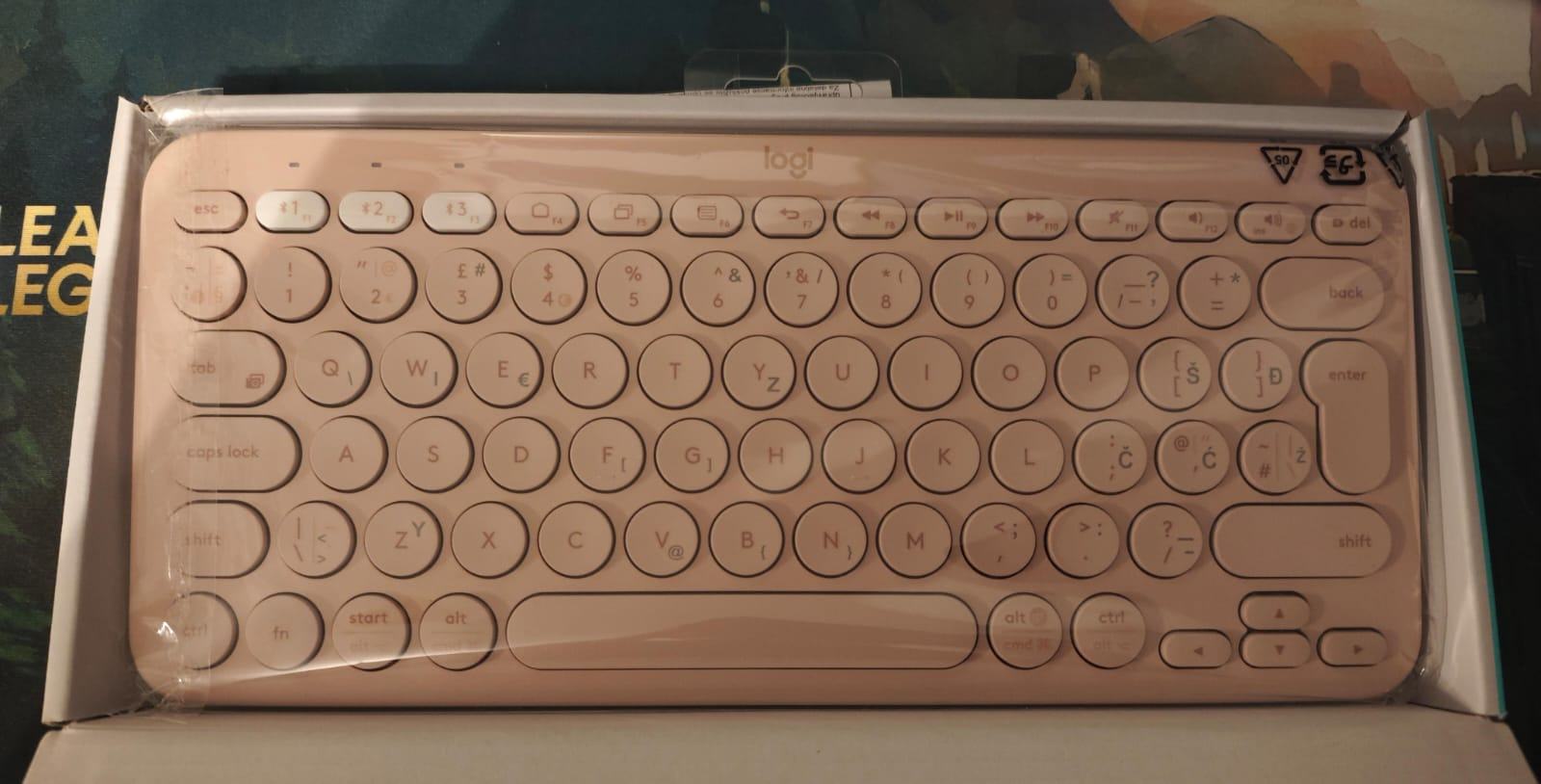 Logitech K380 BT i miš RAPOO M100