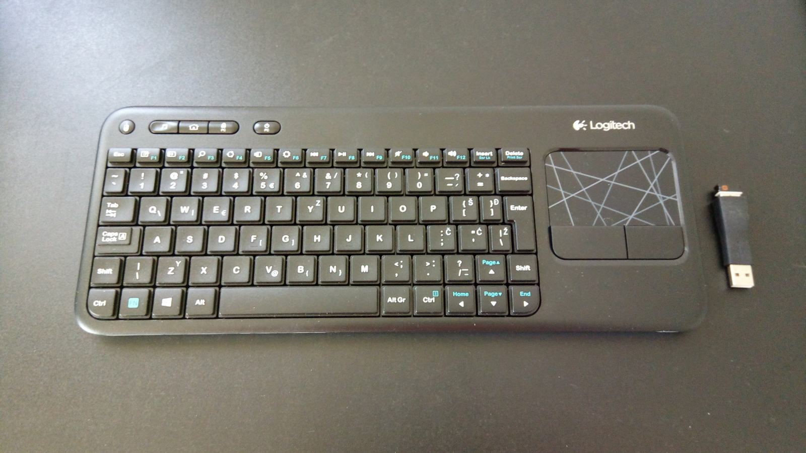 Logitech k400
