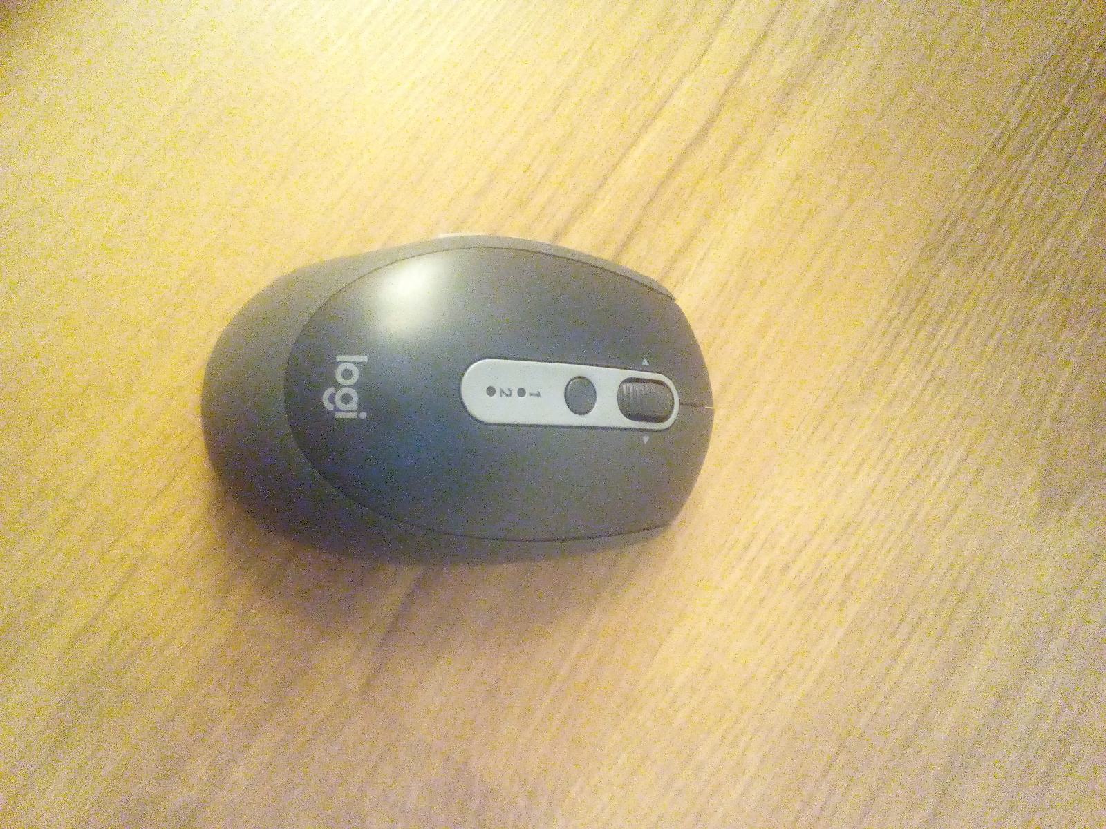 Logitech M590 bluetooth mouse