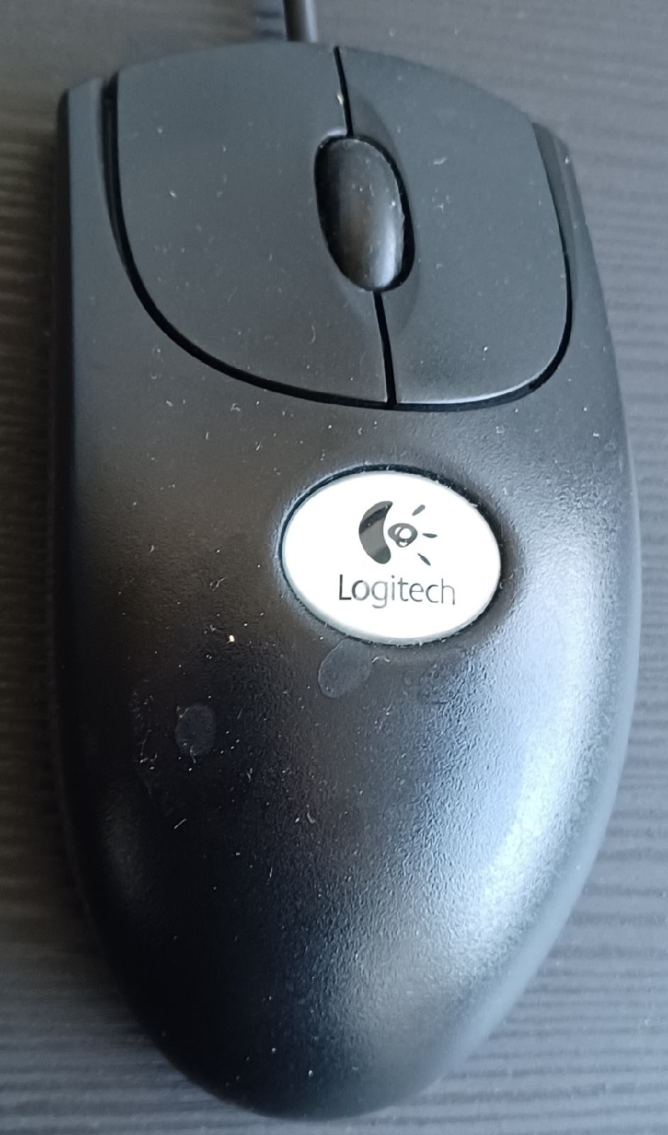 Logitech Miš (USB)