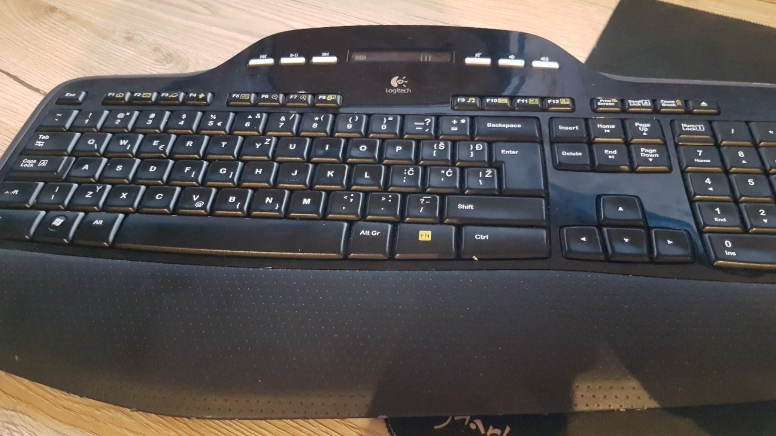 Logitech MK710