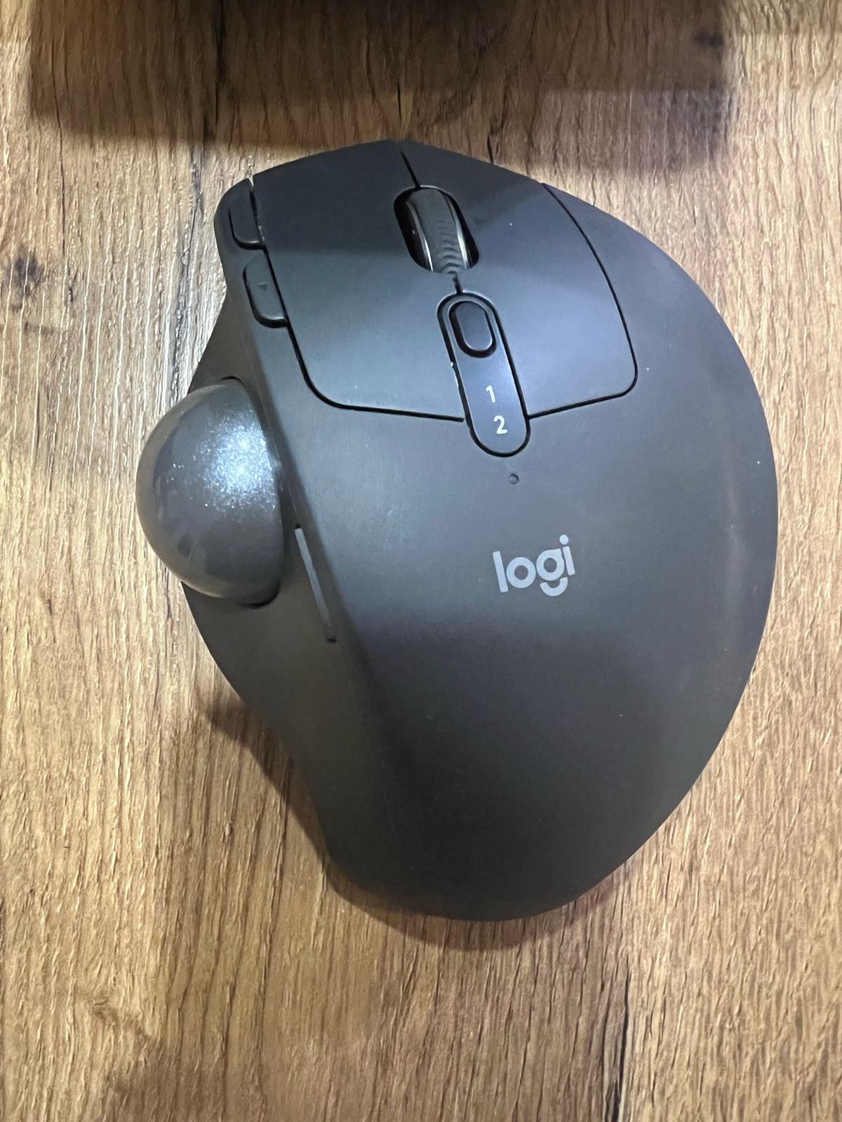 Logitech mx ergo miš