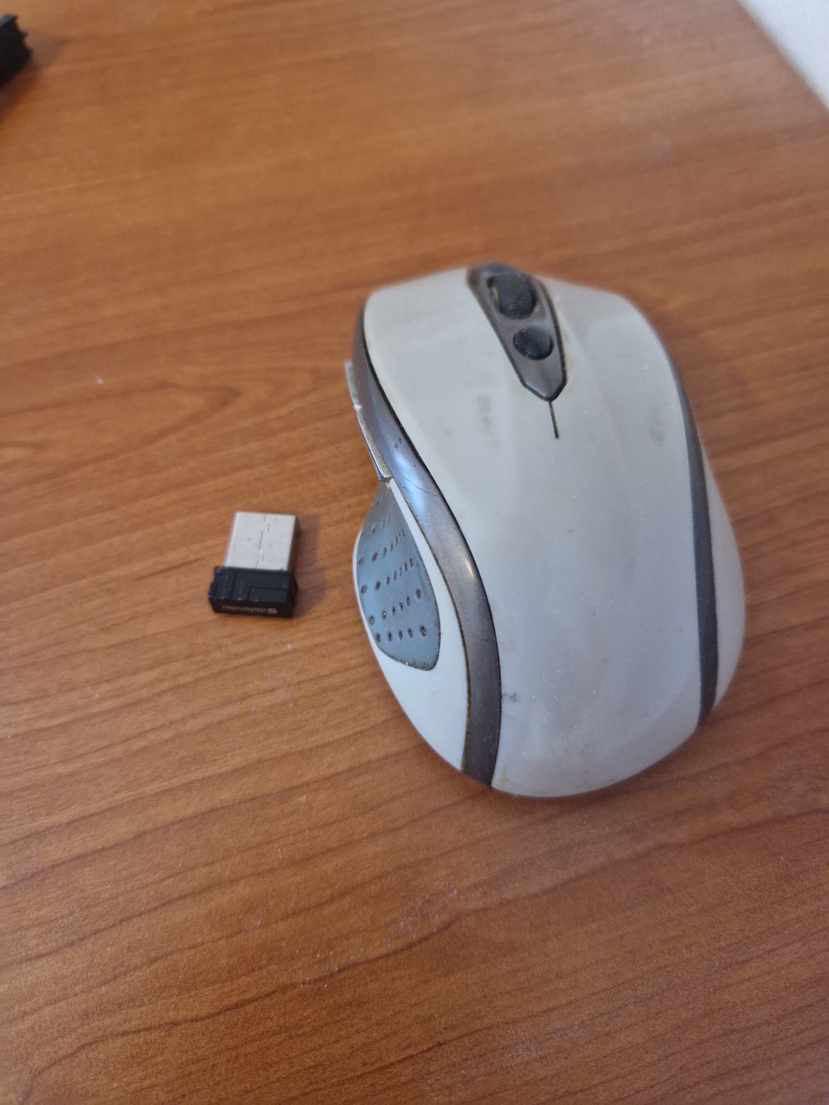 Miš za laptop Safari MM-675, 7 eura