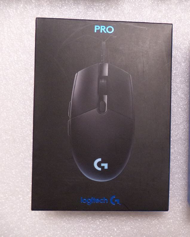 Miš Logitech G PRO Gaming, PMW3366, 12000dpi, crni, USB