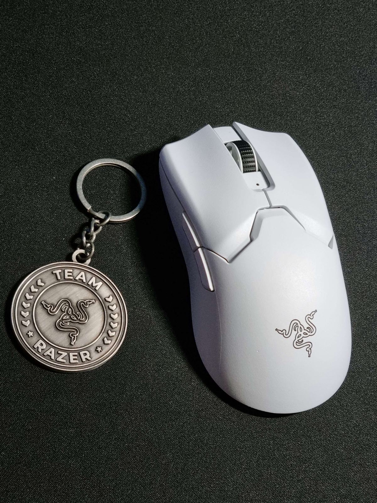 Razer Viper V2 Pro + poklon Razer V2 Keychain