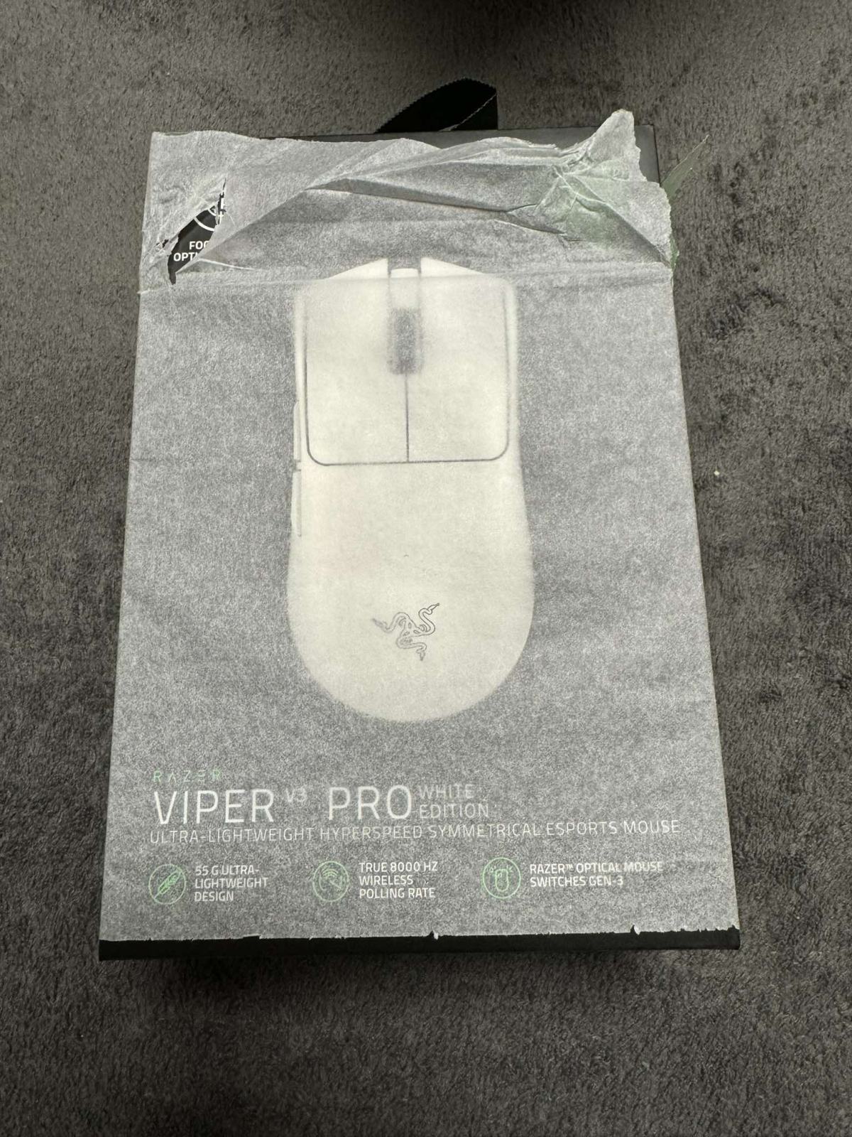 Razer Viper V3 Pro White Edition