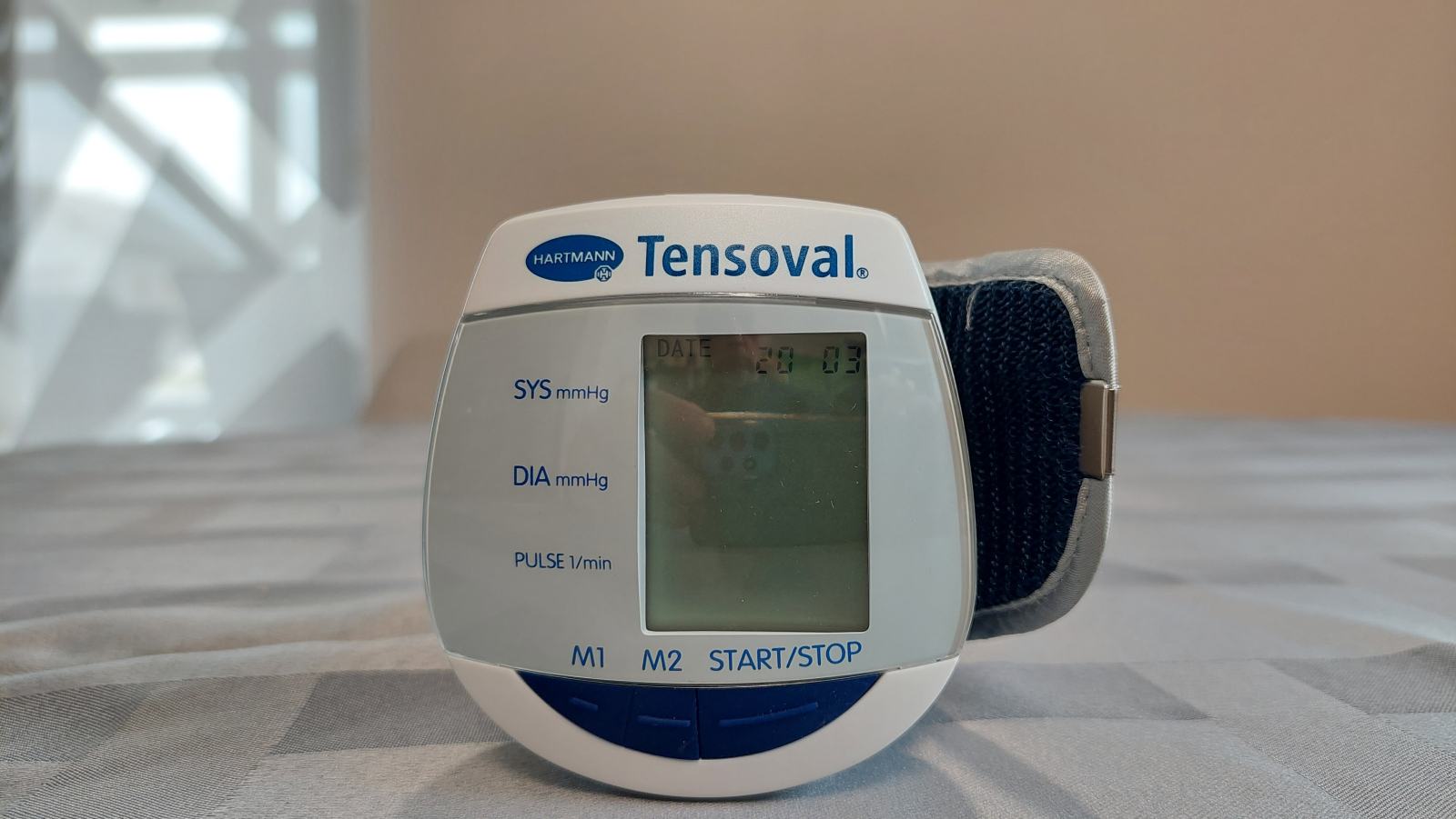 Automatski tlakomjer Tensoval Mobil 3, mjeri na zapešću