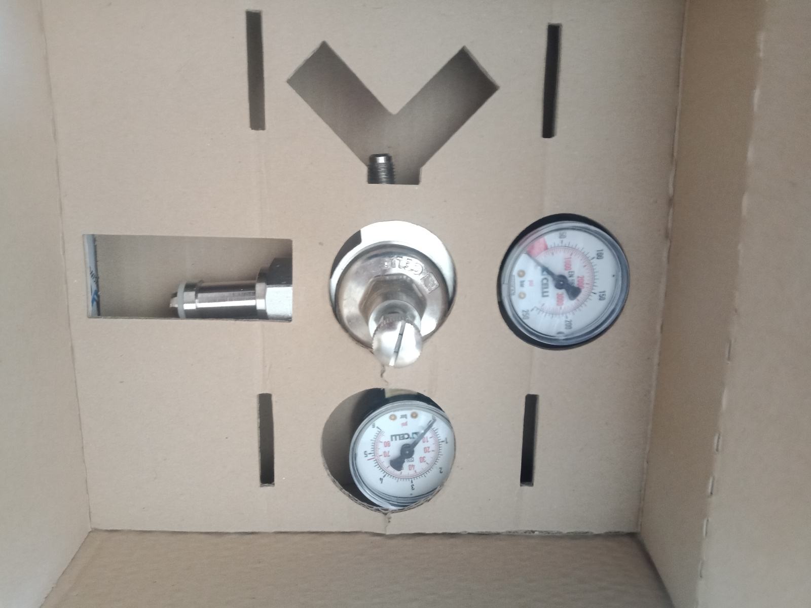 Manometri za tocionike