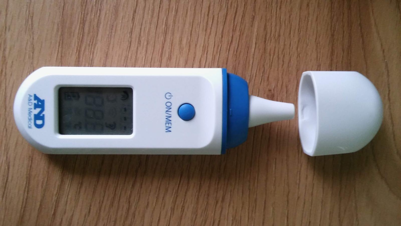 digitalni toplomjer za mjerenje u uhu, čelu i površinama Split 130 kn