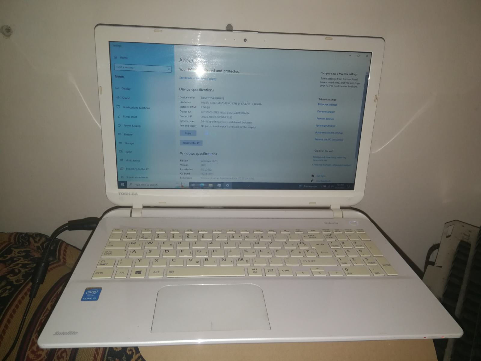 Prodajem laptop