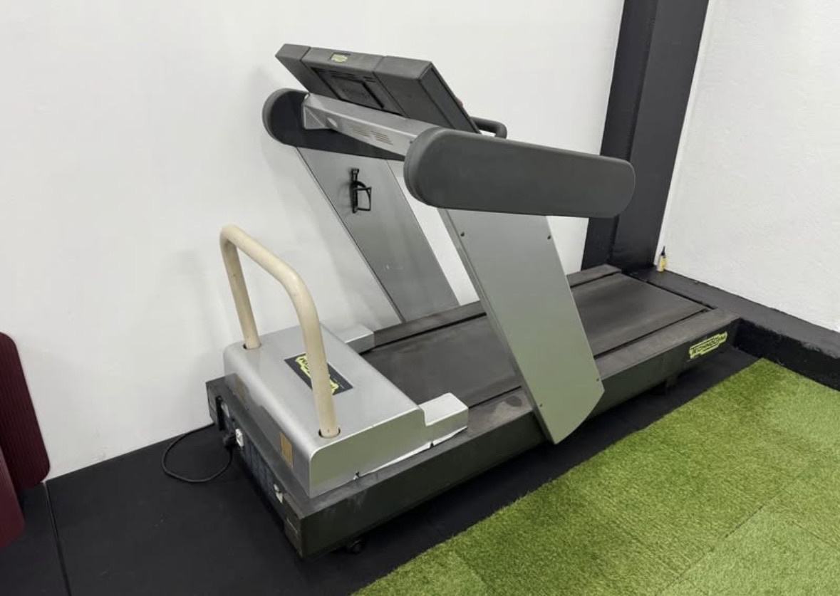 Technogym runrace hc1200