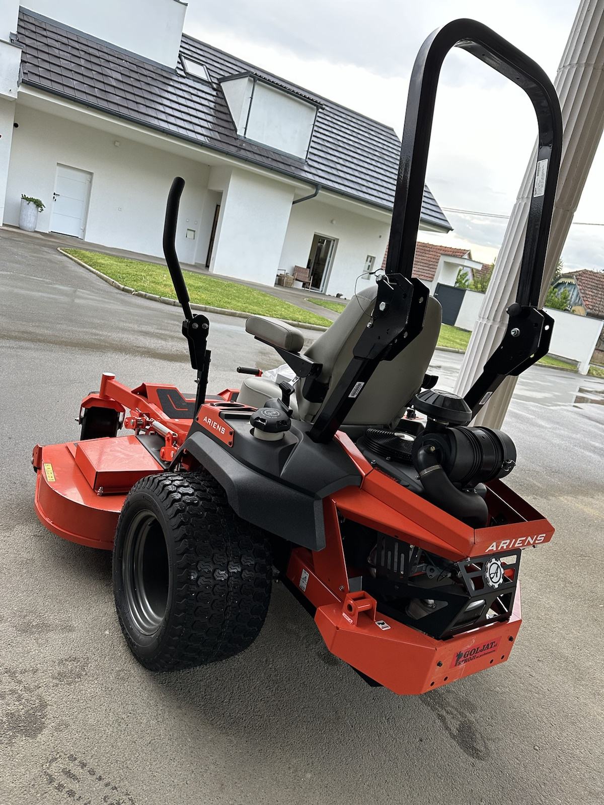 ARIENS ZENITH 60