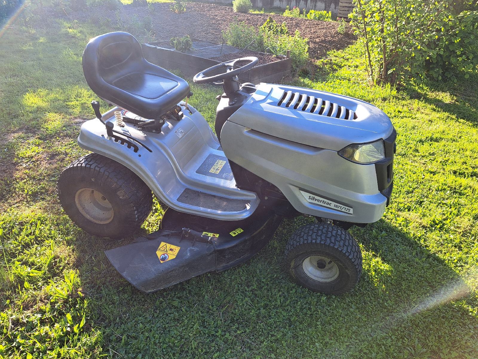 Traktorska kosilica MTD Silvertrac