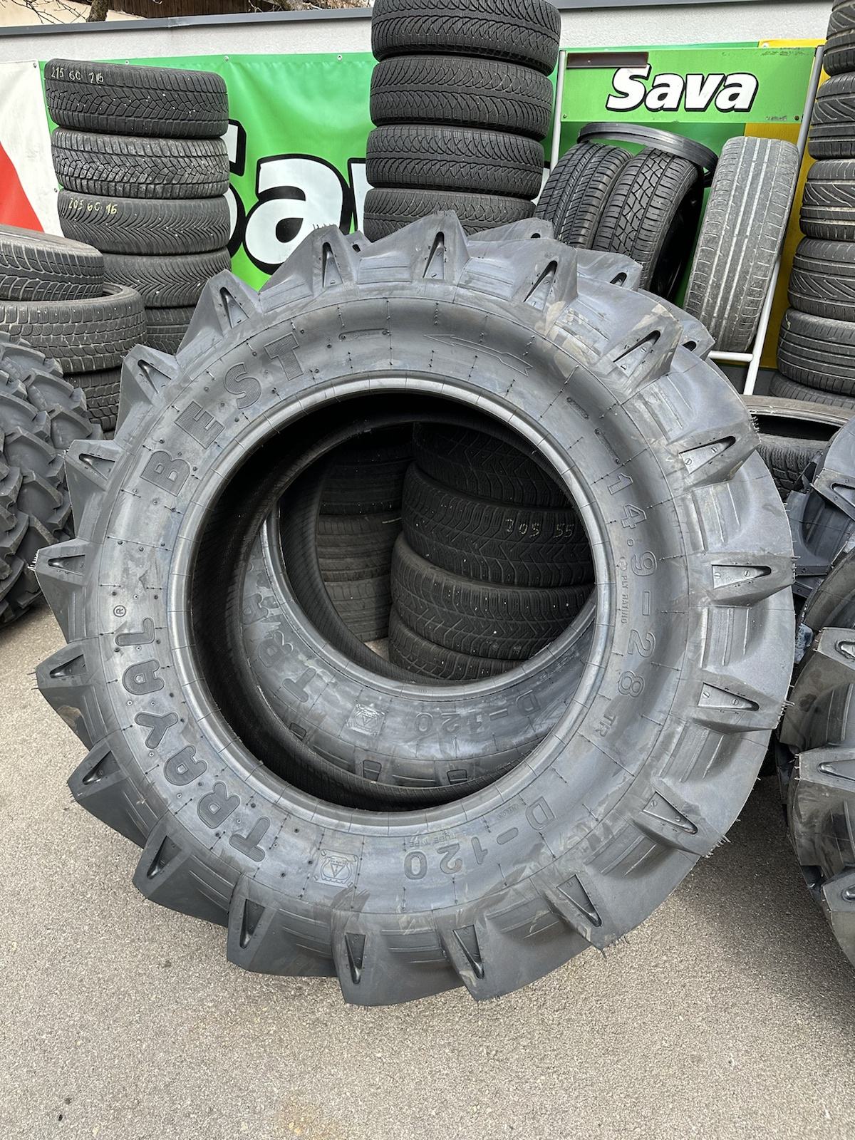 Gume traktorske 14.9-28 Trayal 8 pl NOVE