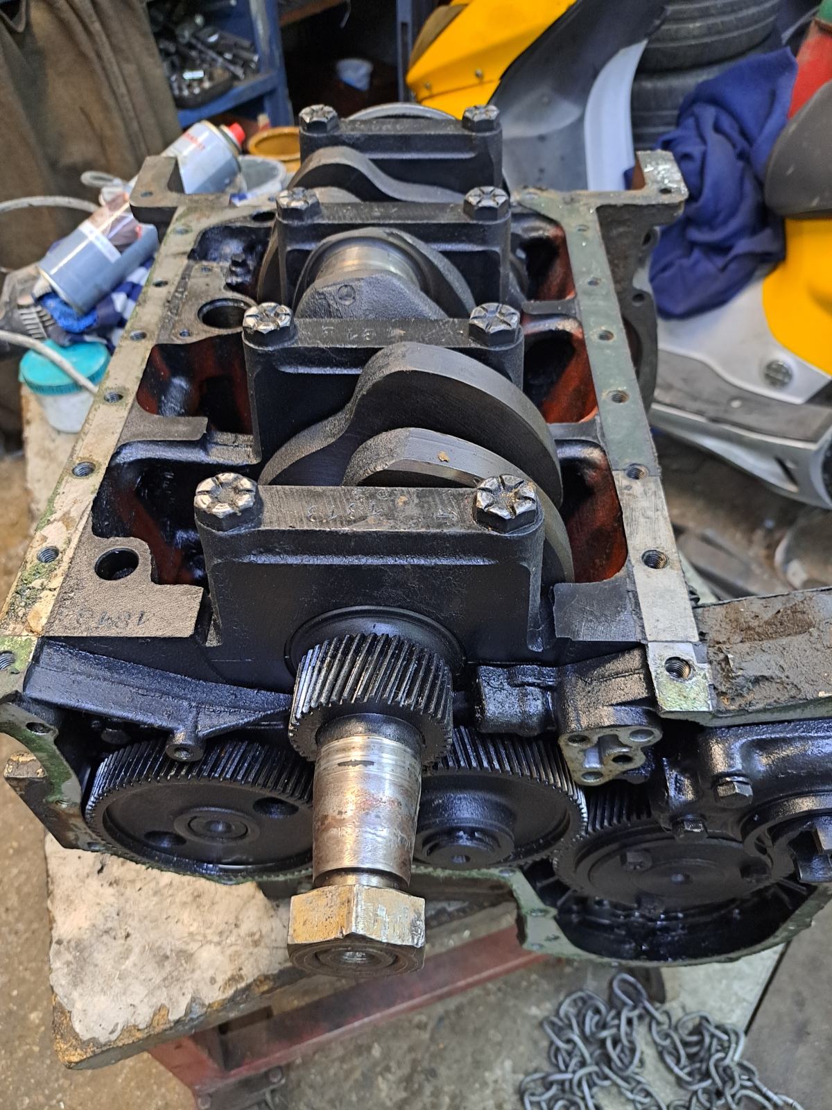 Blok motora univerzal traktor 445,530,453 štore,fiat