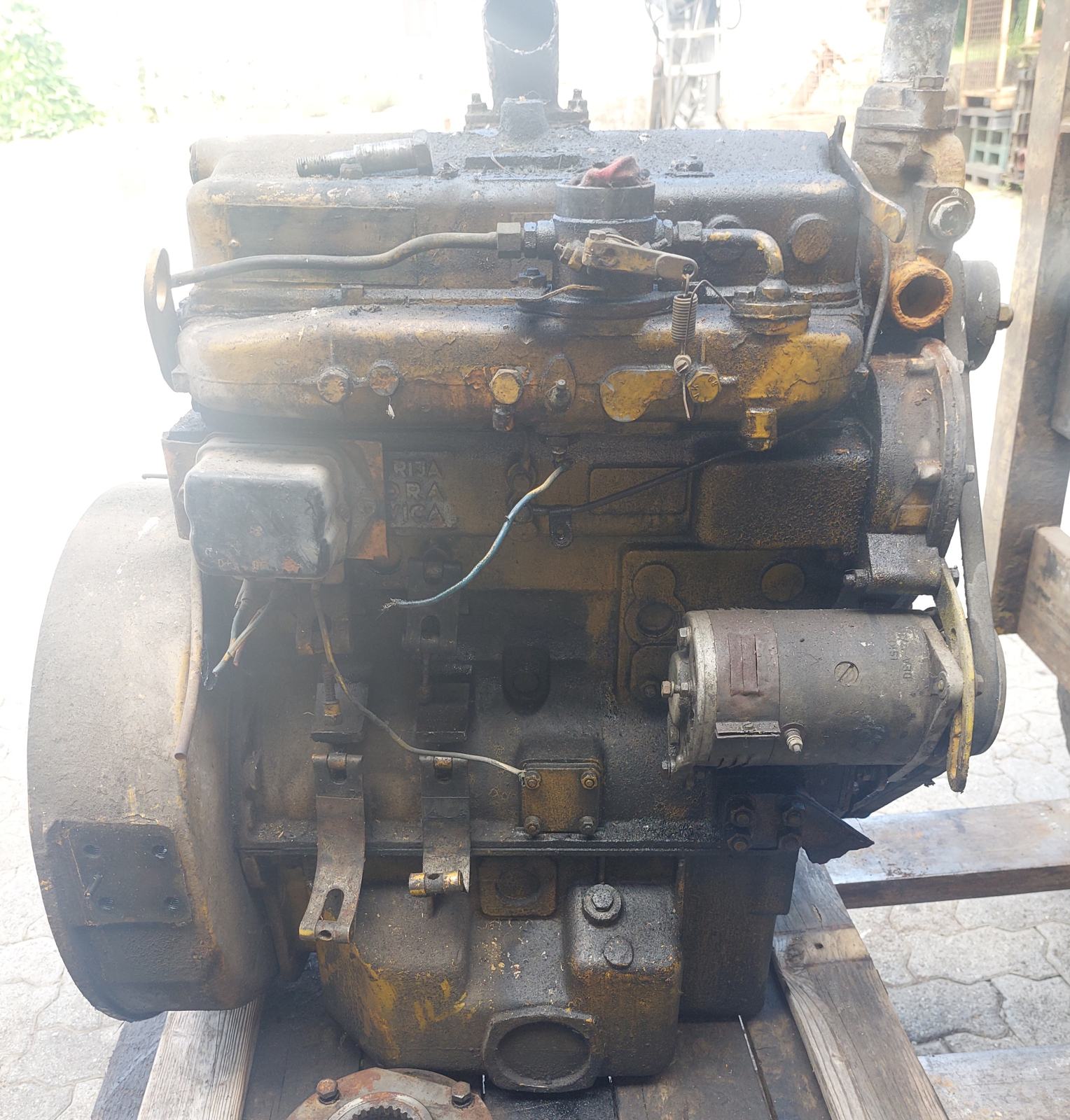 Motor rakovica imt 555