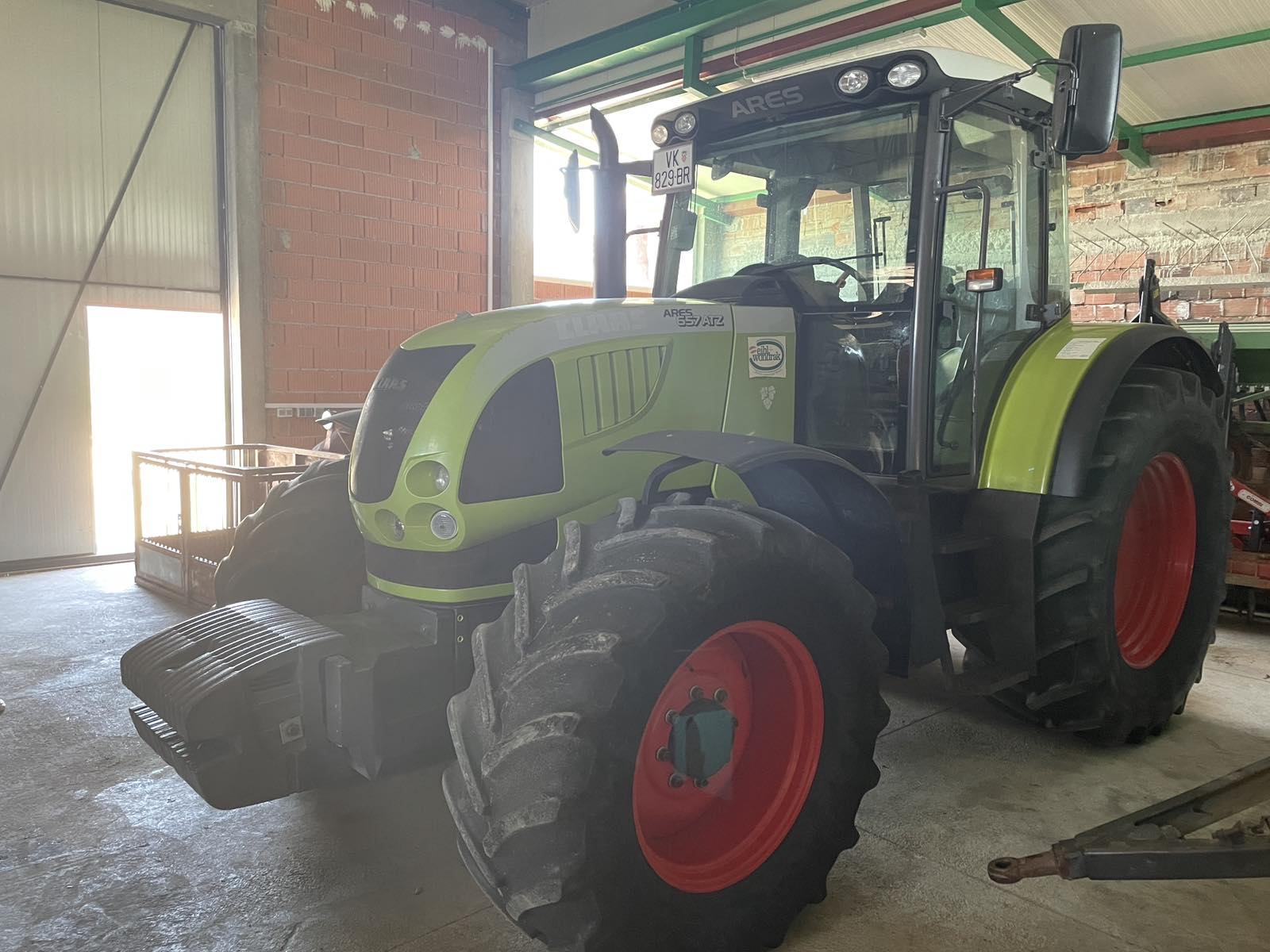 ***CLAAS ARES 657 ATZ