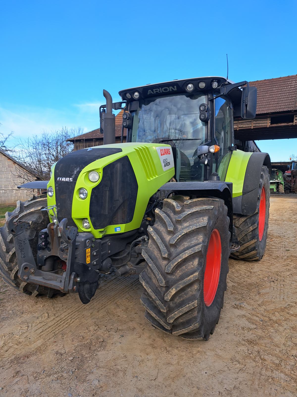 Claas Arion 650