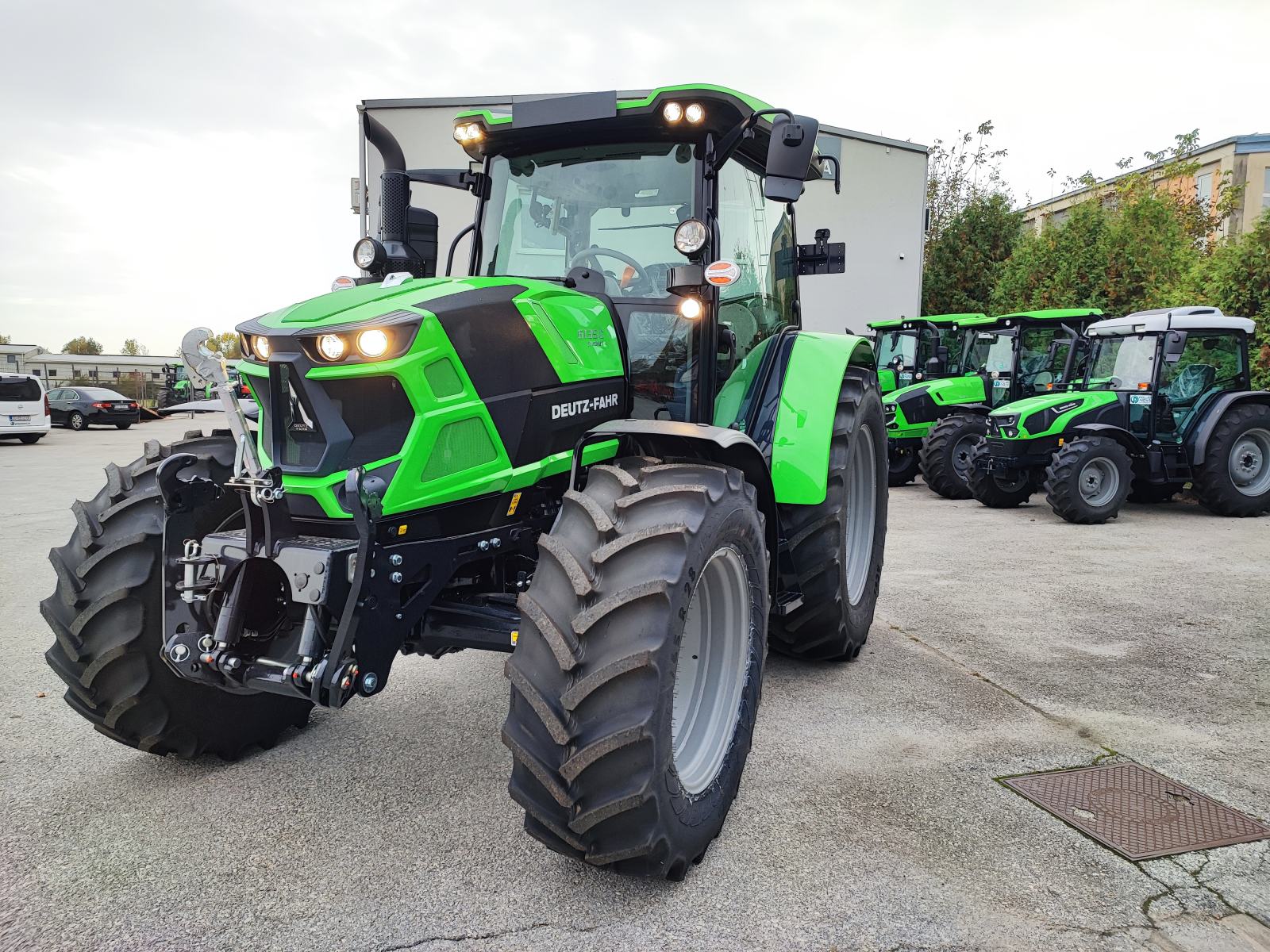 DEUTZ-FAHR 6135C RVShift STAGE V