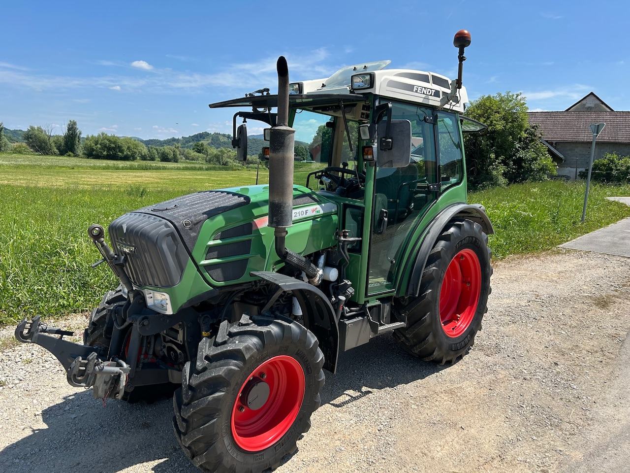 FENDT 210F VARIO