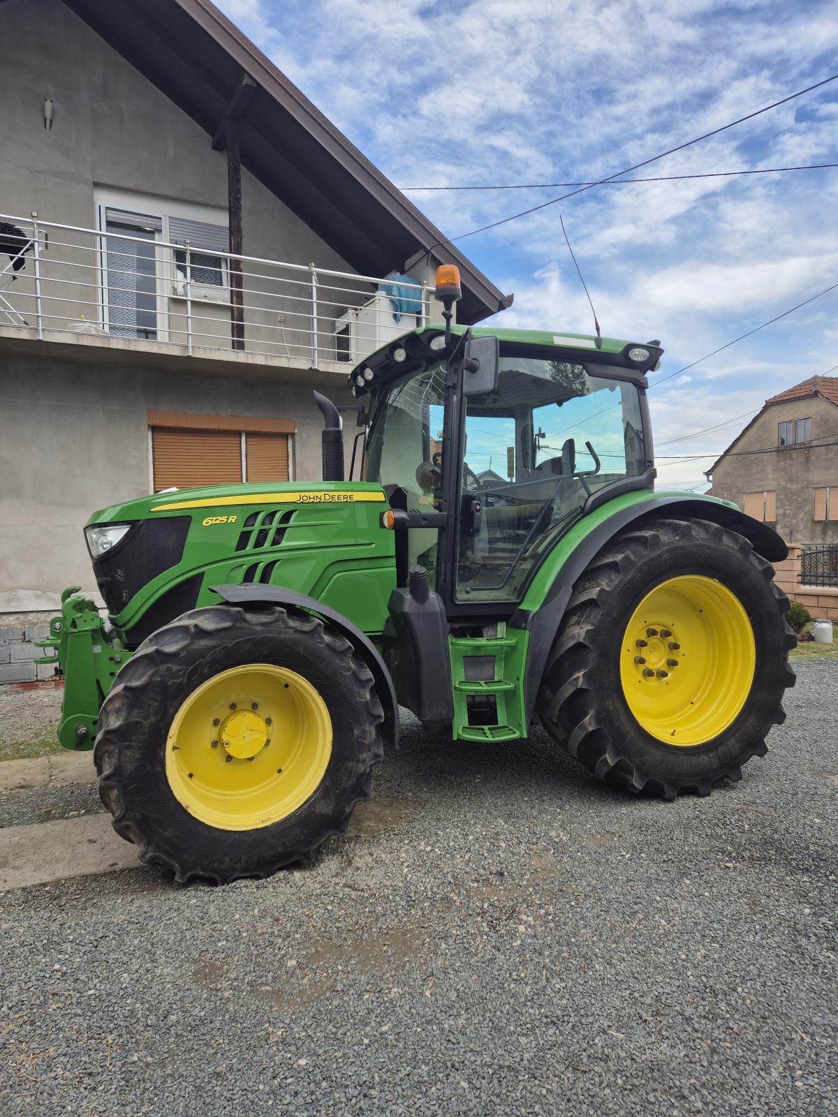 John deere 6125r