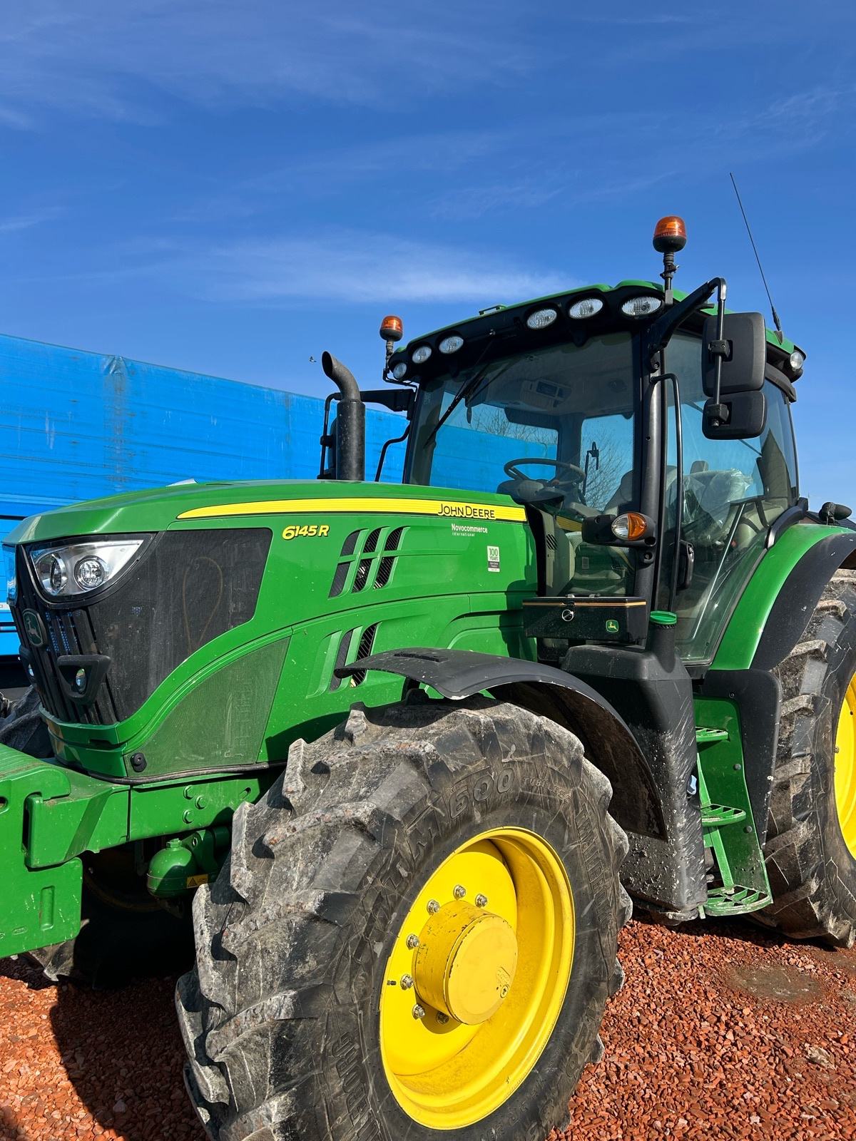 John Deere 6145R