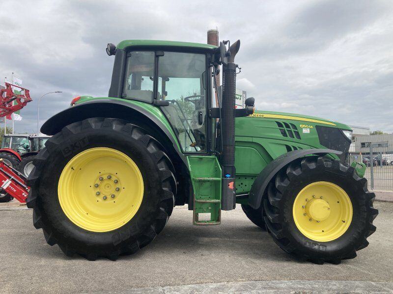 John Deere 6150 M